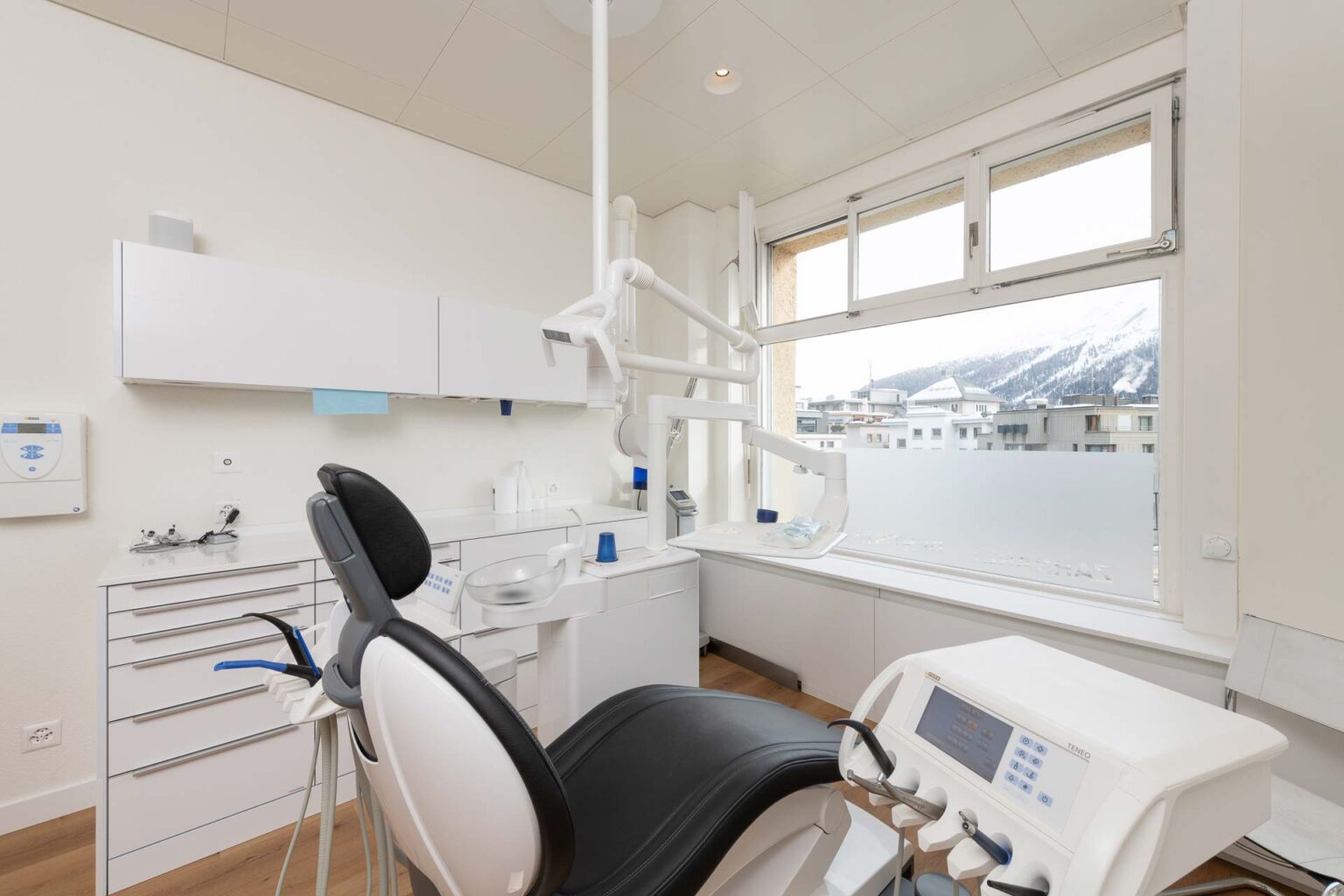 Praxis - Zahnarzt Dr. Trabold St.Moritz